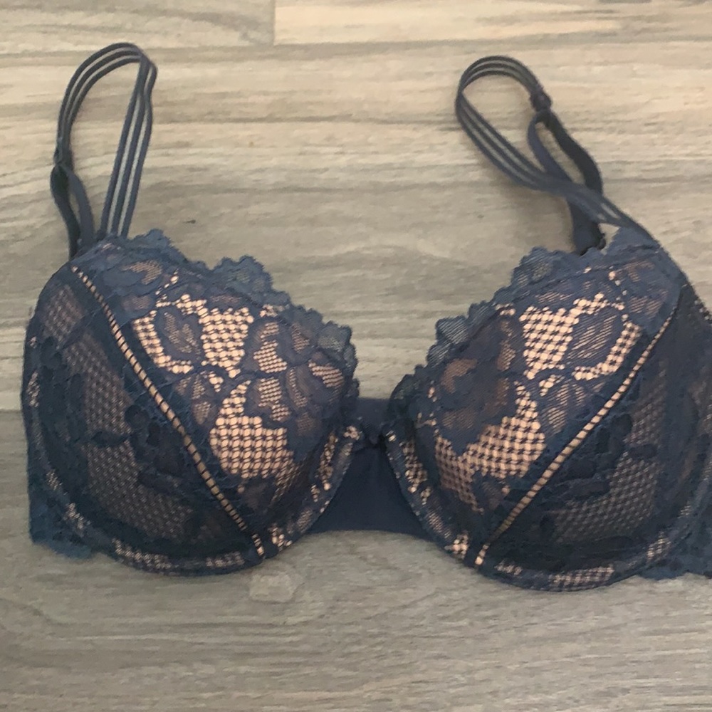 Heidi Klum Intimates Navy Blue Lace Bra - Gem